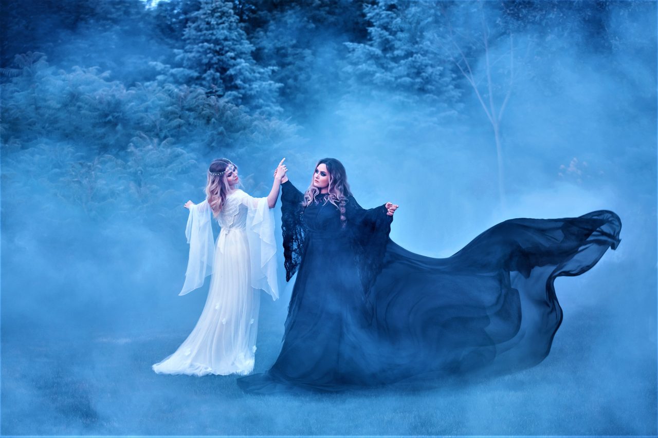 Magische Hexerei: 15 Arten von Hexen